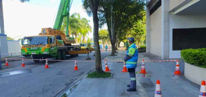 A Importância do Isolamento de Área na Movimentação de Cargas ...